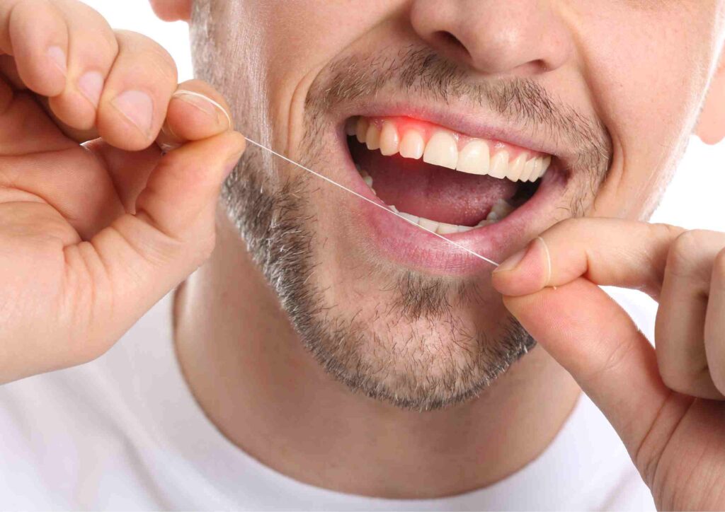 Best Floss for Bleeding Gums: The Best Options