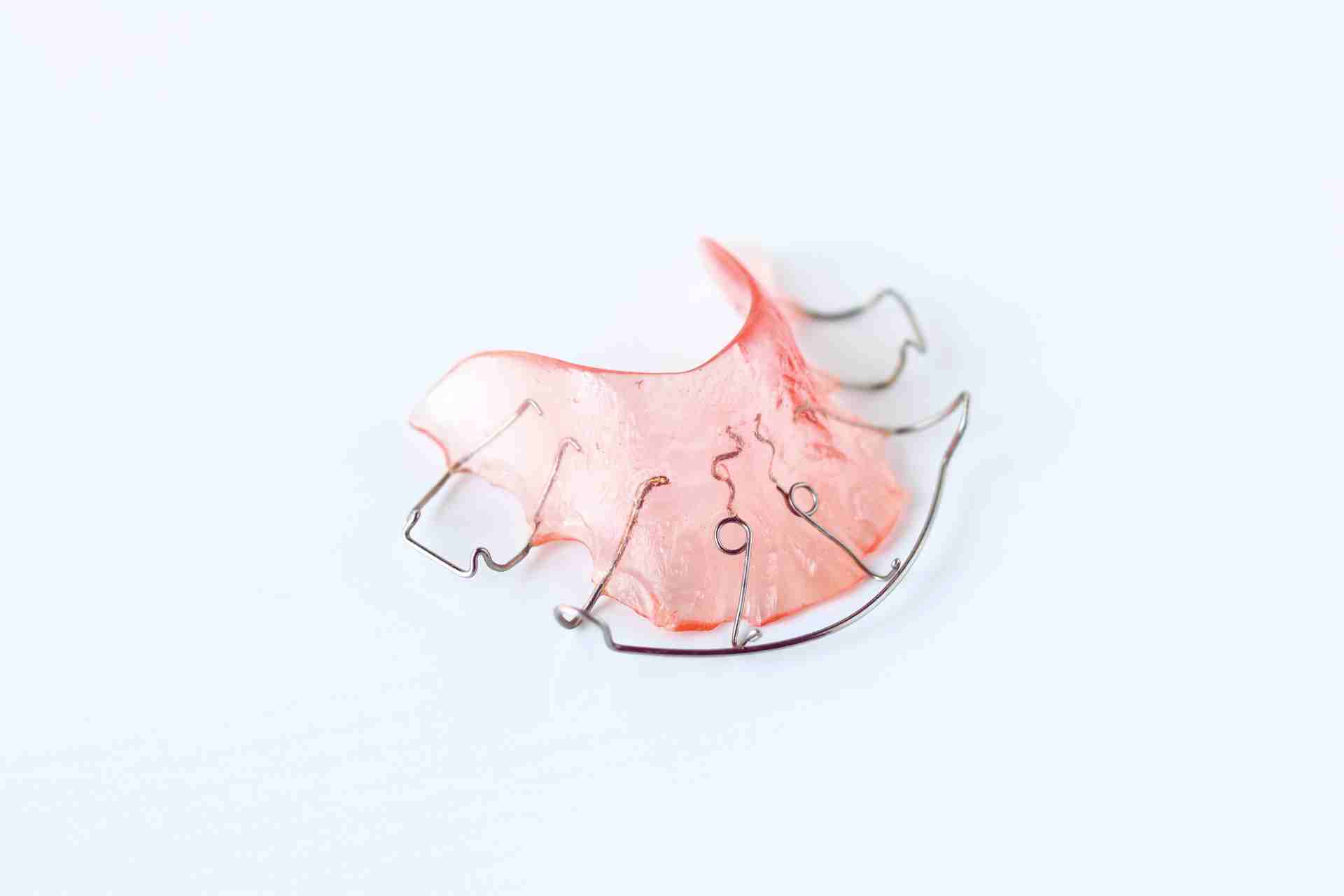 How To Clean Retainers: Guide For Cleaning Retainers