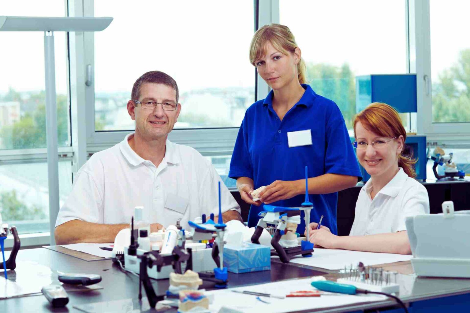 How To Become a Dental Lab Technician?