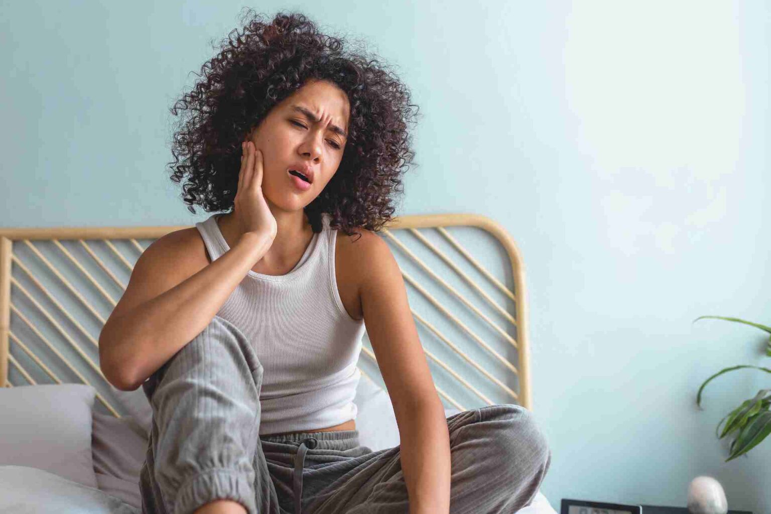 6 Ways to Get Rid of Dental Numbness Faster