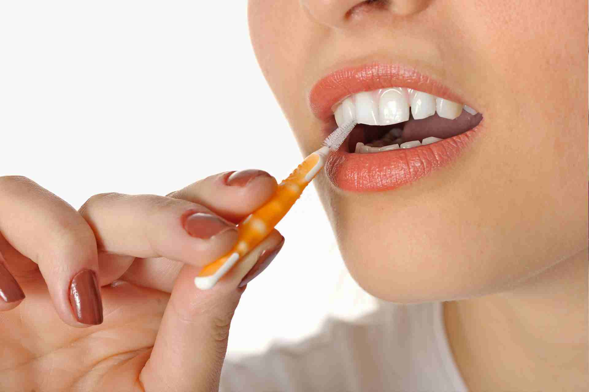 How to Floss with a Permanent Retainer: A Complete Guide