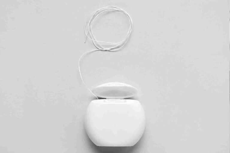 How to Floss with a Permanent Retainer: A Complete Guide