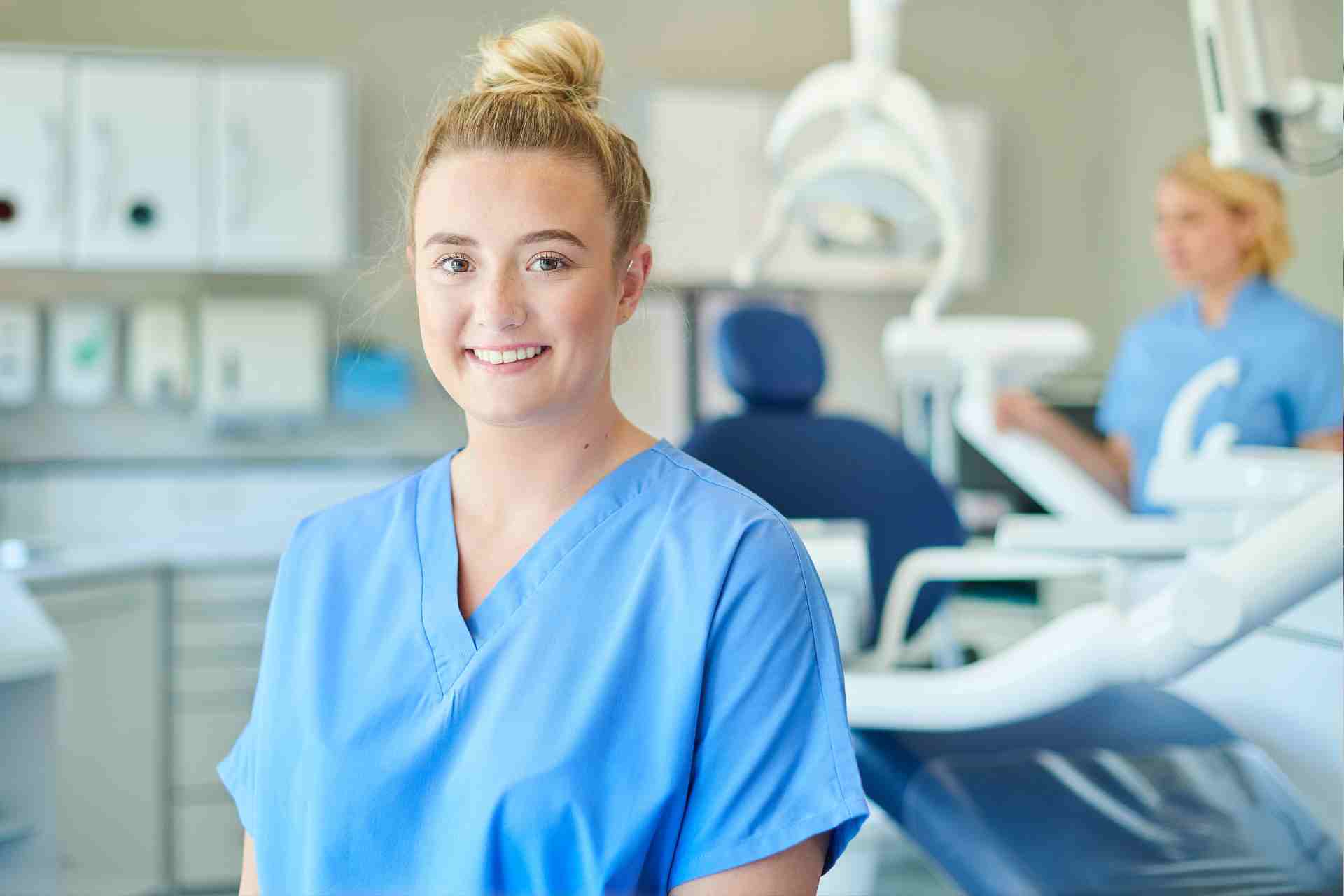 Dental Hygienist vs. Dental Assistant: Salary, Duties & Education