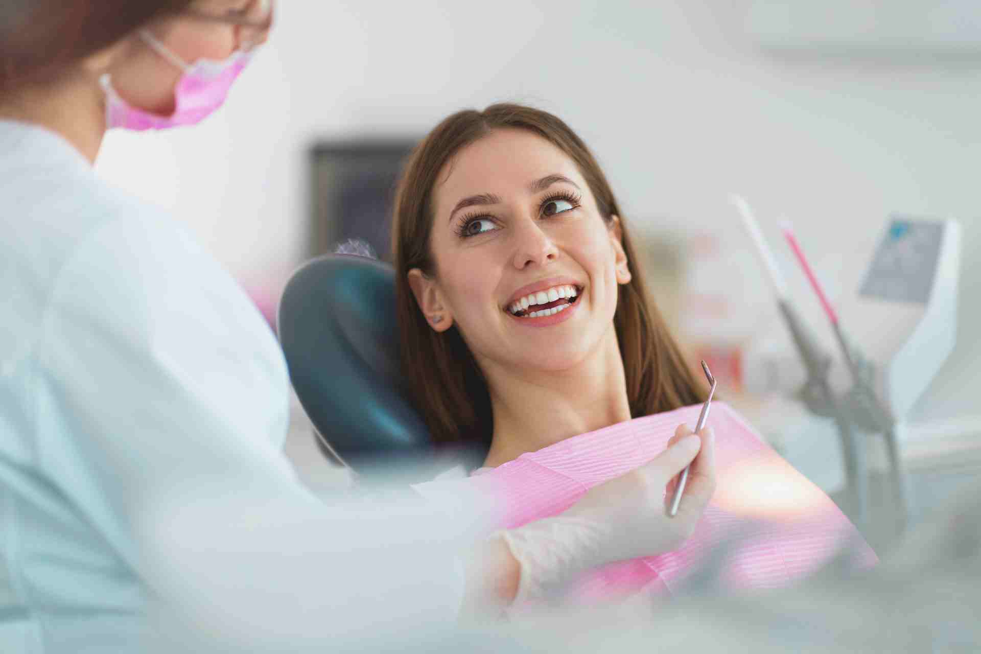 Linea Alba in the Mouth: Causes, Symptoms & When to Worry